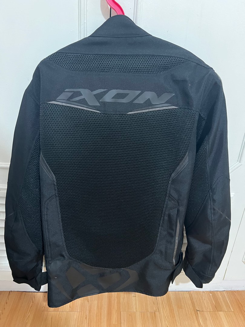 Ixon riding jacket with pads (XL runs small), Motorbikes, Motorbike ...