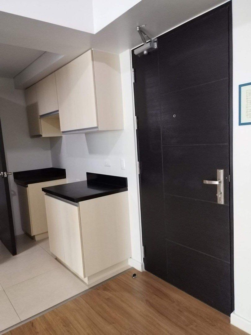 Makati Circuit, New Ayala Mall, Callisto, Property, For Sale ...