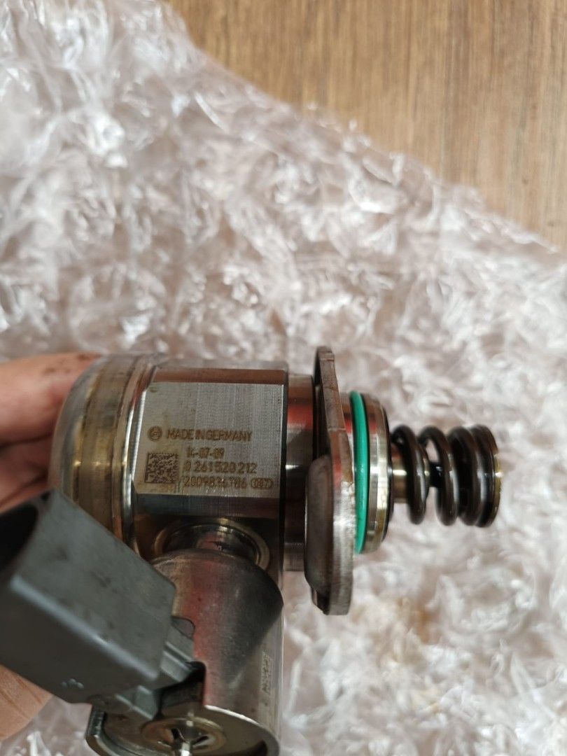 Mercedes Benz High Pressure Fuel Pump A2700700501 Original part, Car ...