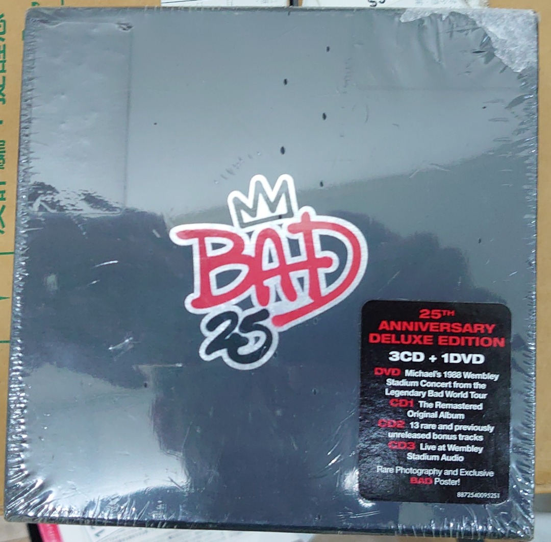 Michael Jackson / Bad 25th Anniversary Edition [3CD+DVD Deluxe Edition], 興趣及遊戲, 音樂、樂器 & 配件, 音樂與 ...