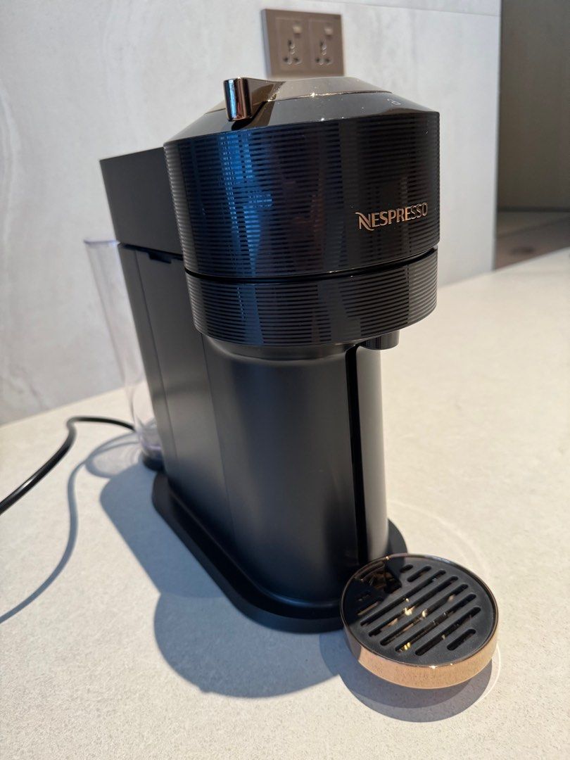 Nespresso Vertuo Next, TV & Home Appliances, Kitchen Appliances, Coffee ...