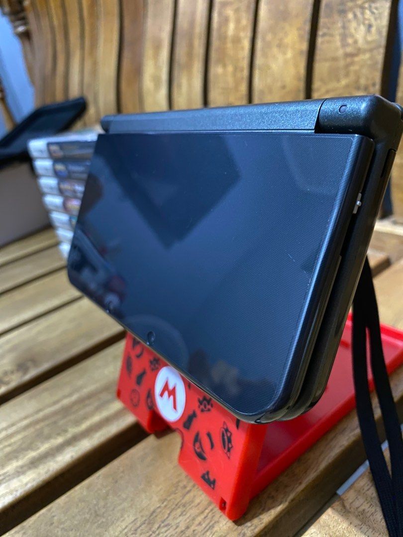 New Nintedo 3DS XL metallic black, Video Gaming, Video Game Consoles, Nintendo on Carousell