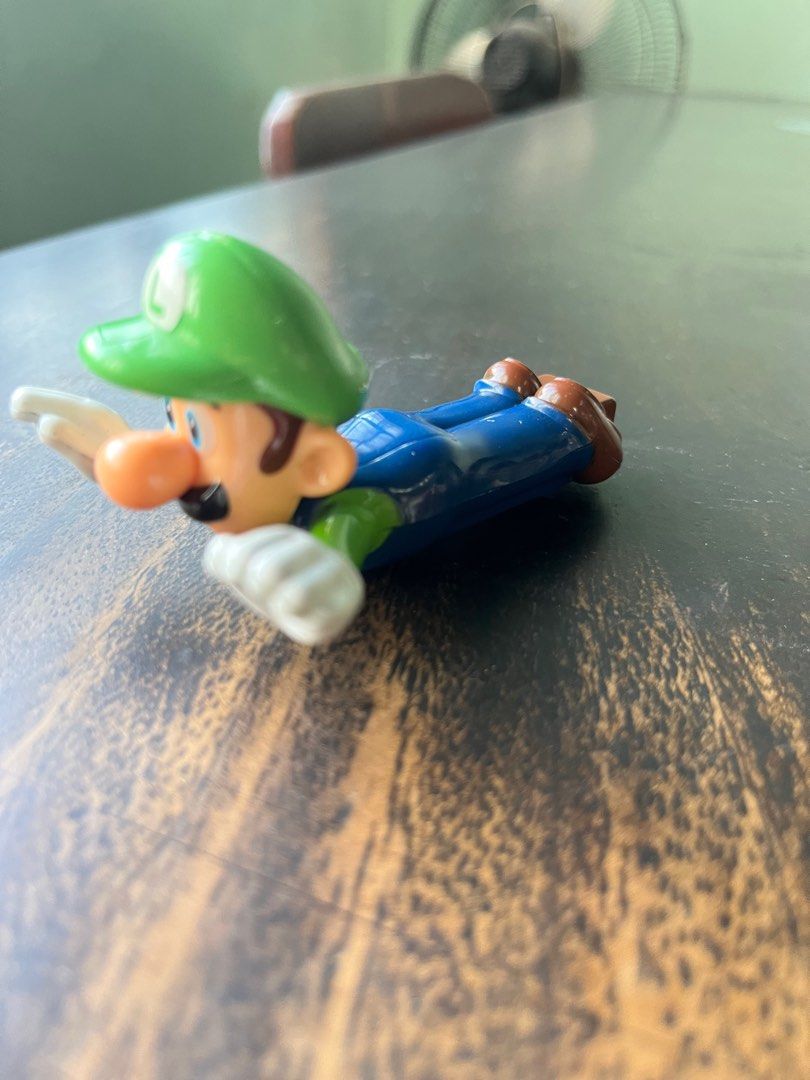 Nintendo Super Mario Flying Luigi Plastic 3" Long Toy Figure 2017 ...