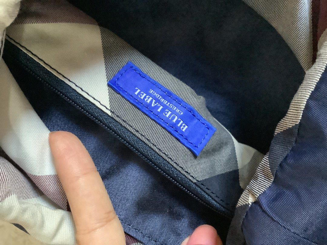 Original Blue Label Bucket Two way, Luxury, Bags & Wallets on Carousell