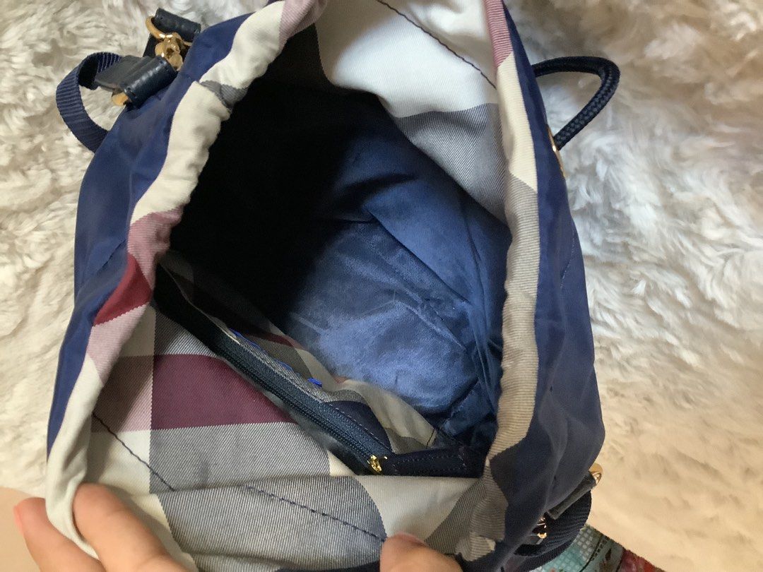 Original Blue Label Bucket Two way, Luxury, Bags & Wallets on Carousell