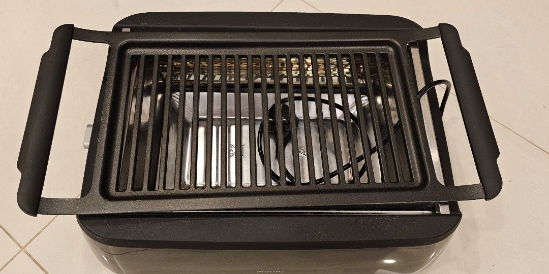 Philips smokeless grill HD6370, TV & Home Appliances, Kitchen ...