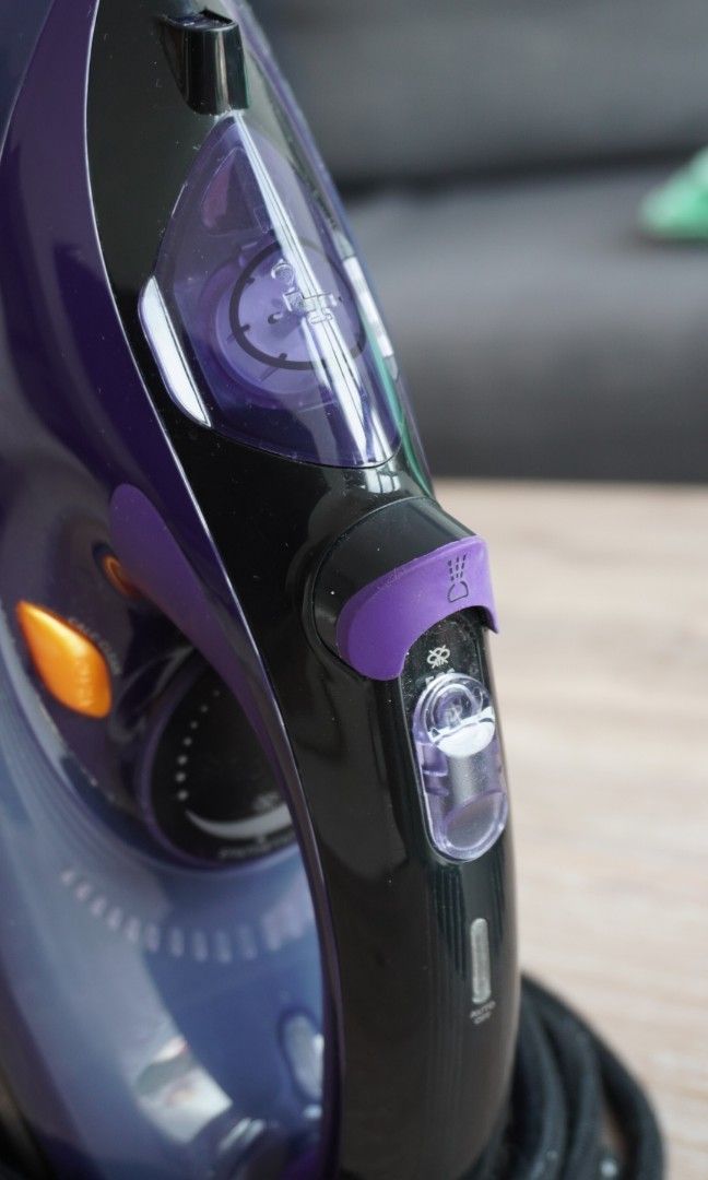 Philips Steam Iron - Azur Performer Plus (U.P. $189), TV & Home ...