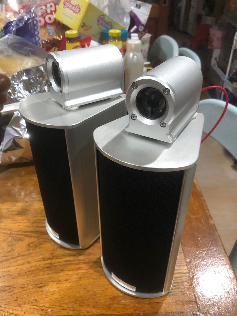 Piega Swiss Made S3 small bookself / tabletop high-end speakers, Audio ...