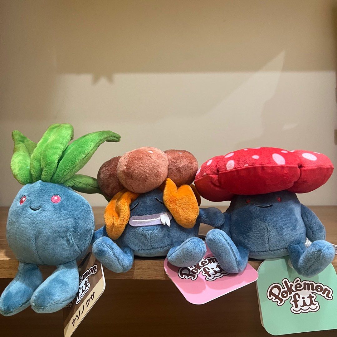 Pokemon Center Fit Oddish, Gloom, Vileplume Evolution Set, Hobbies ...