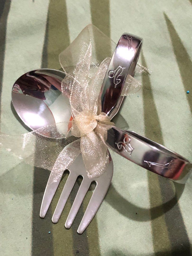 Ribbon shaped metal spoon and fork, Hobbies & Toys, Memorabilia ...