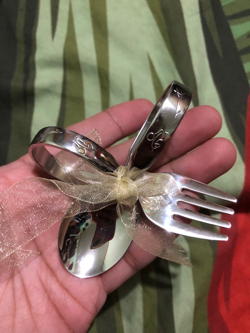 Ribbon shaped metal spoon and fork, Hobbies & Toys, Memorabilia ...