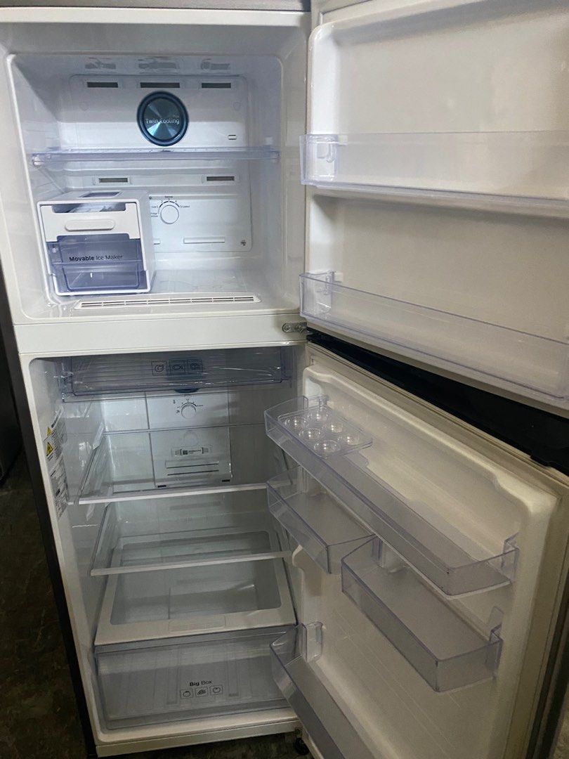 Samsung 321l 2 door fridge / refrigerator, TV & Home Appliances ...