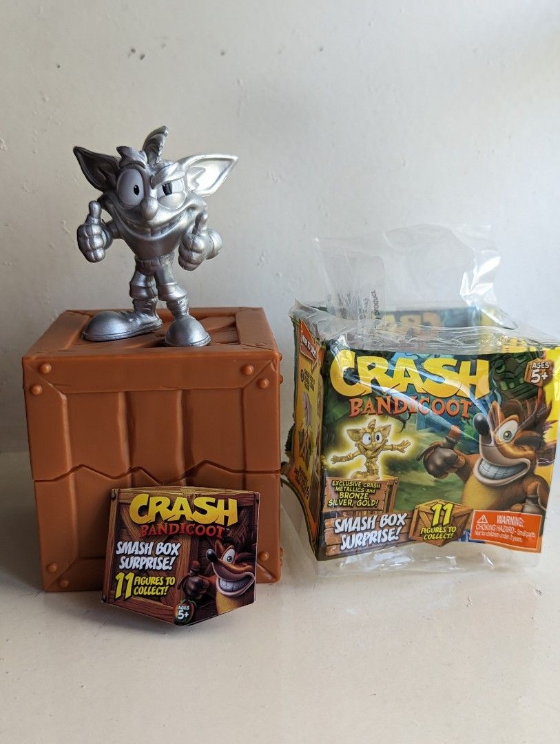 Silver Crash Bandicoot Thumbs Up Smash Surprise Box Blind Box Mystery ...