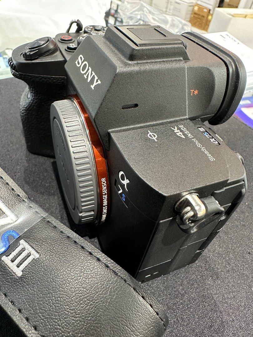 Sony A7Siii (Body Only) with small rig combo cage & Boya wireless mic ...