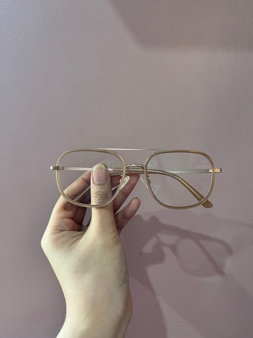 Sunnies Studios Octavio in Toasted Peach, Women's Fashion, Watches ...