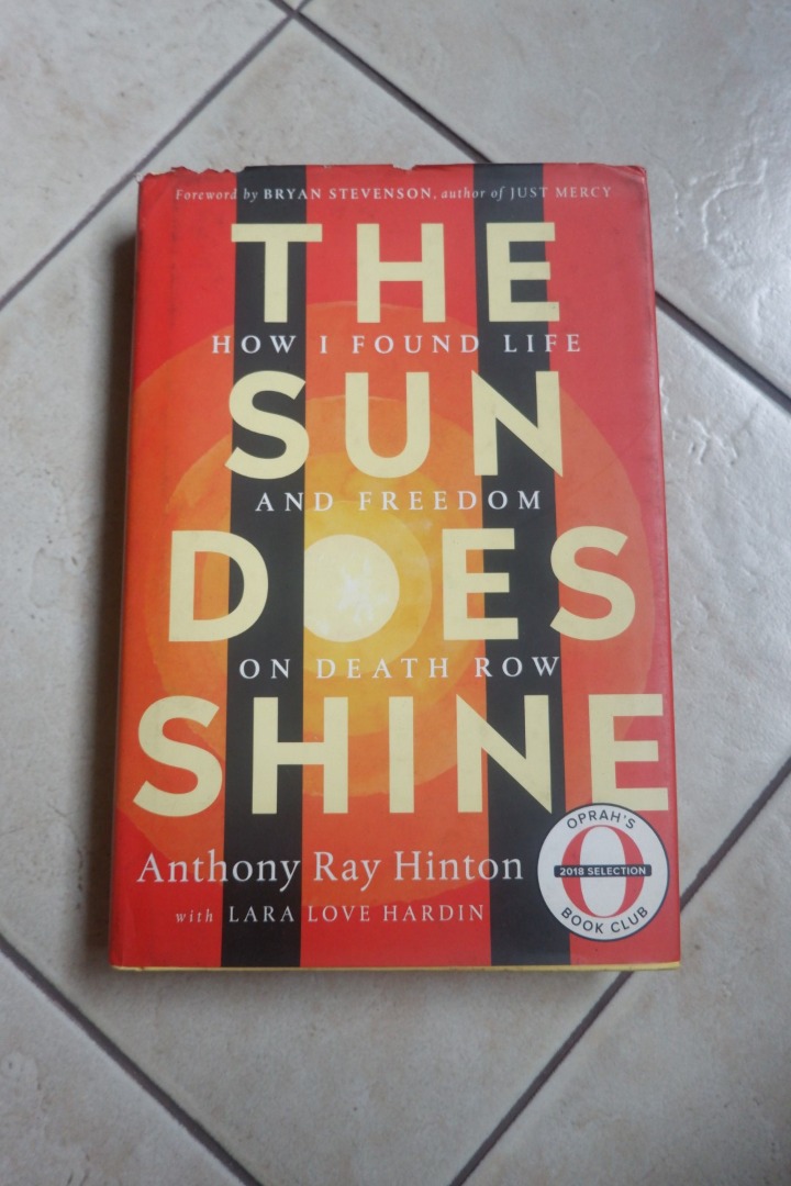 The Sun Does Shine by Anthony Ray Hinton, Hobbies & Toys, Books ...