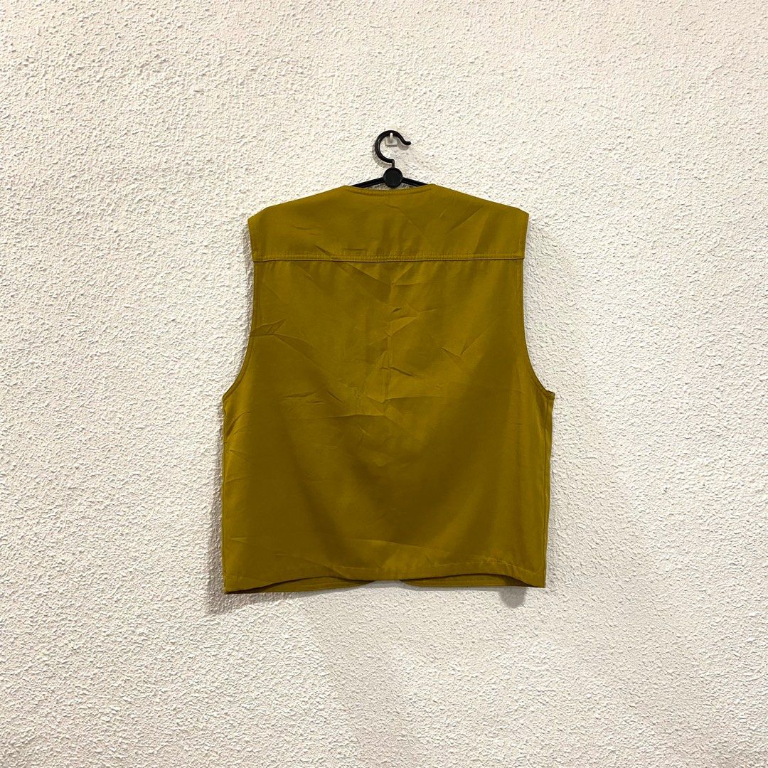 Toraichi Brand Tactical Mustard Yellow Vest, Men's Fashion, Tops & Sets ...