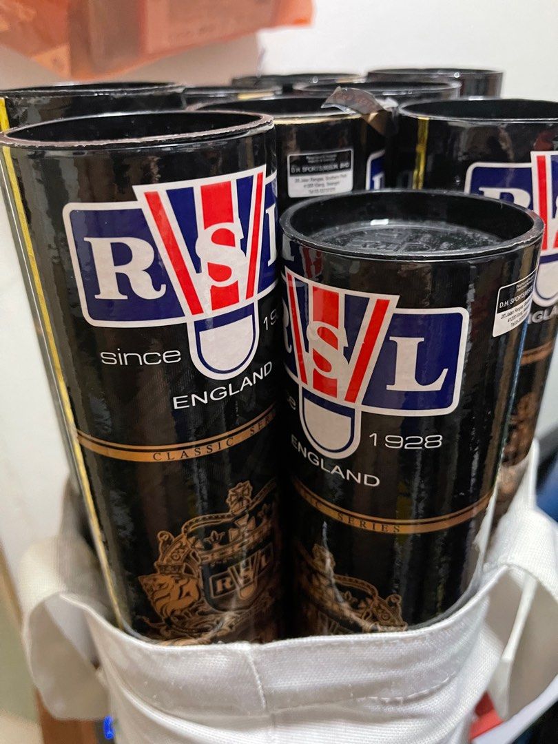 Used RSL Shuttlecock, Sports Equipment, Sports & Games, Racket & Ball ...