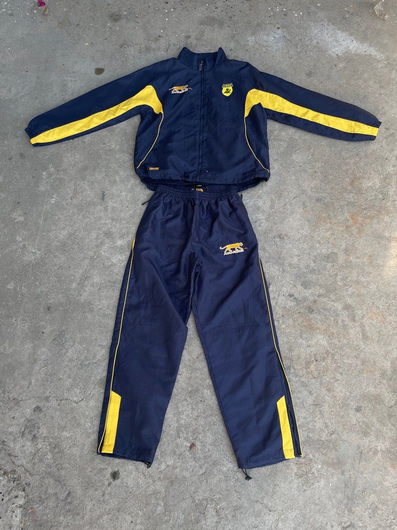 VINTAGE AIRNESS SET, Men's Fashion, Coats, Jackets and Outerwear on ...