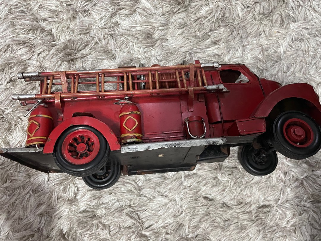 Vintage fire engine display. Metal material, Hobbies & Toys, Toys ...
