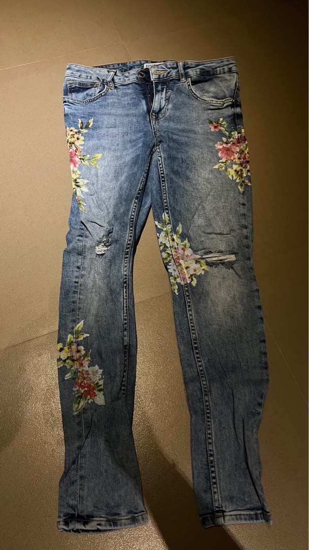 ZARA denim jeans with floral designs, Women's Fashion, Bottoms, Jeans ...