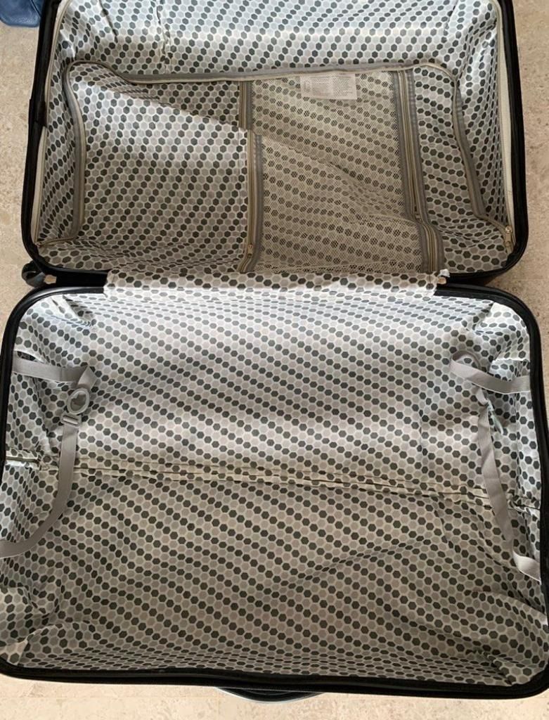 28 Inch Luggage (Dimensions -49cm x 29.5cm*75cm) 360 Degree Wheels ...