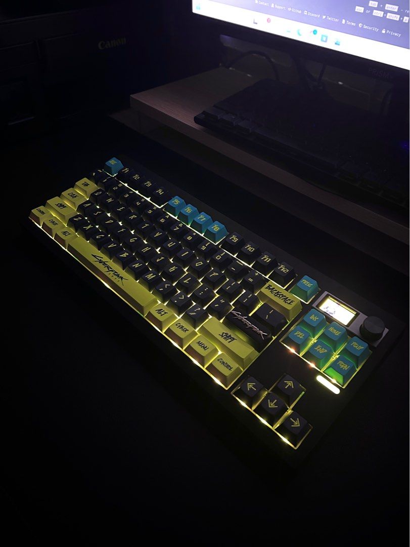87% Custom Mechanical Keyboard - LED screen + Knob (Cyberpunk keycaps ...