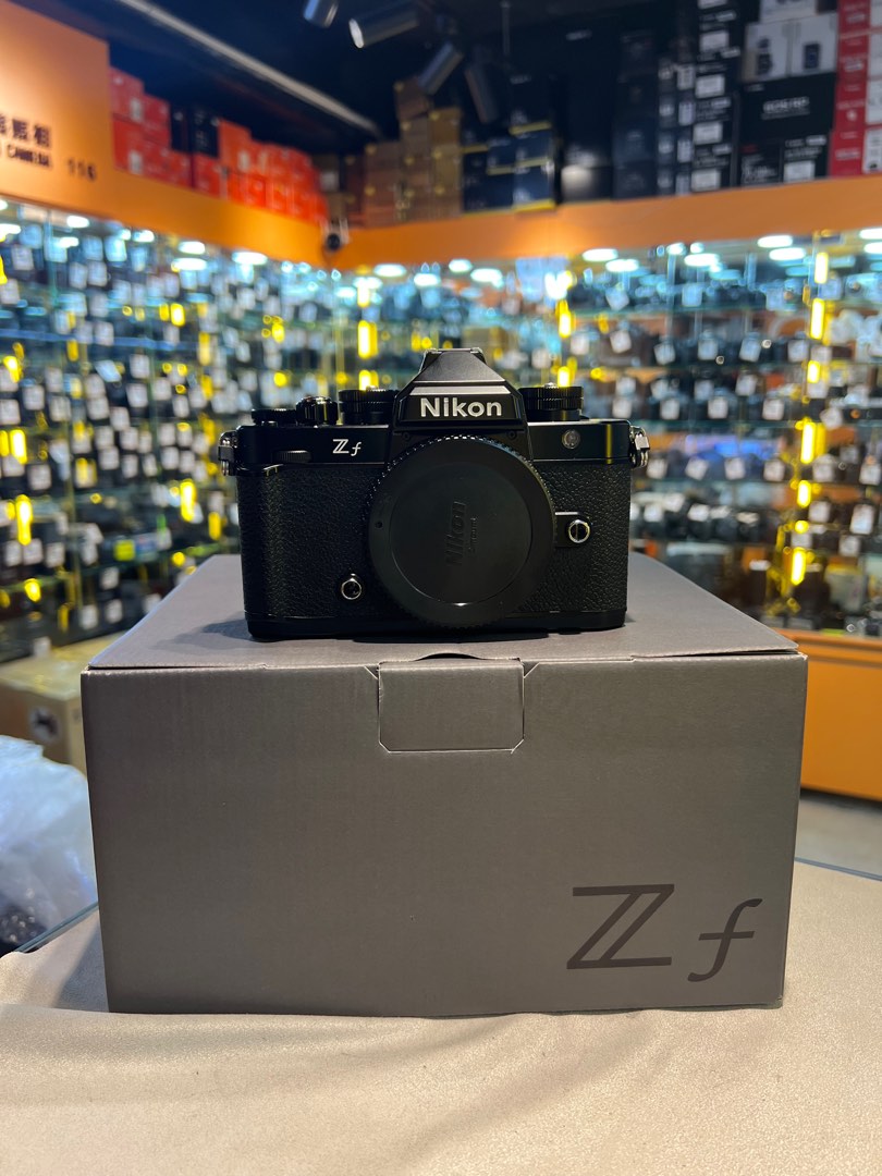 Nikon ZF -延續FM2的遺產，復古全畫幅無反相機，標誌性設計，新的專用單色選擇器，強大的對焦速度, 攝影器材, 相機 - Carousell