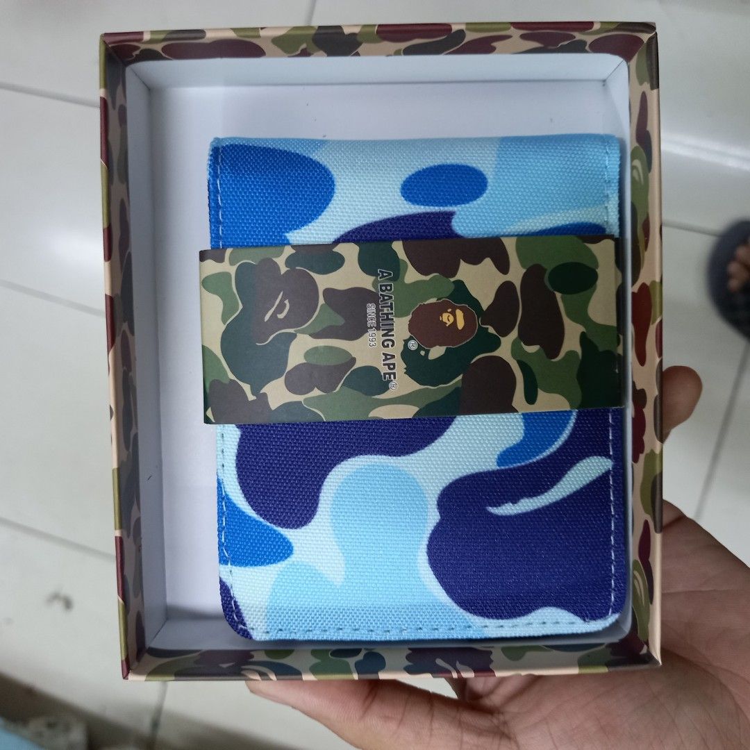 Bape / A Bathing Ape Blue Camo Wallet, Men's Fashion, Watches ...