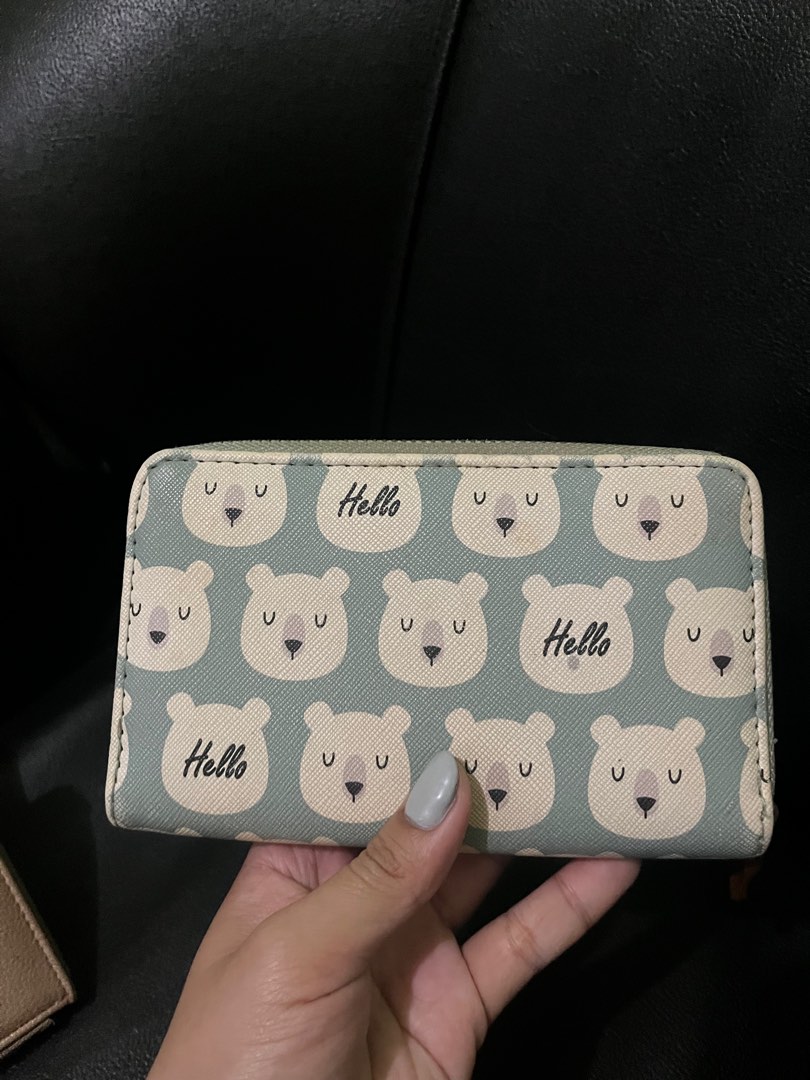 Bench wallet, Women's Fashion, Bags & Wallets, Wallets & Card holders ...