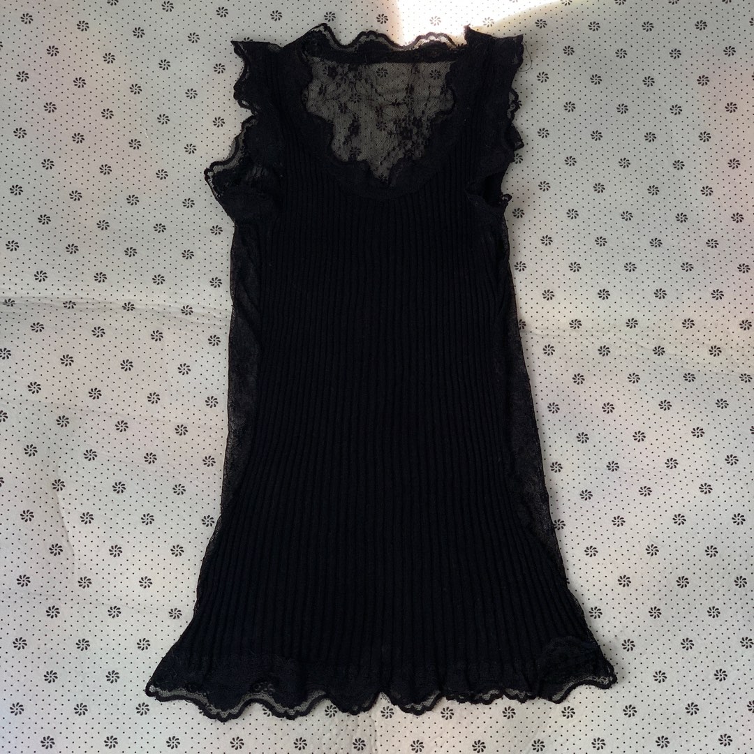 Black coquette lacey back knitted top, Women's Fashion, Tops, Others ...