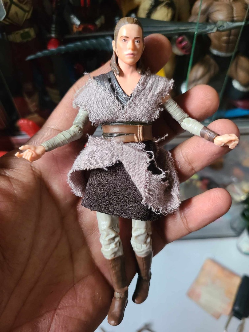Black Series TRU Exclusive Rey (Jedi Training) on Crait Figure 6 ...