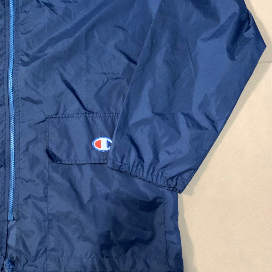 Champion Windbreaker (With Packable Hood), Men's Fashion, Coats ...