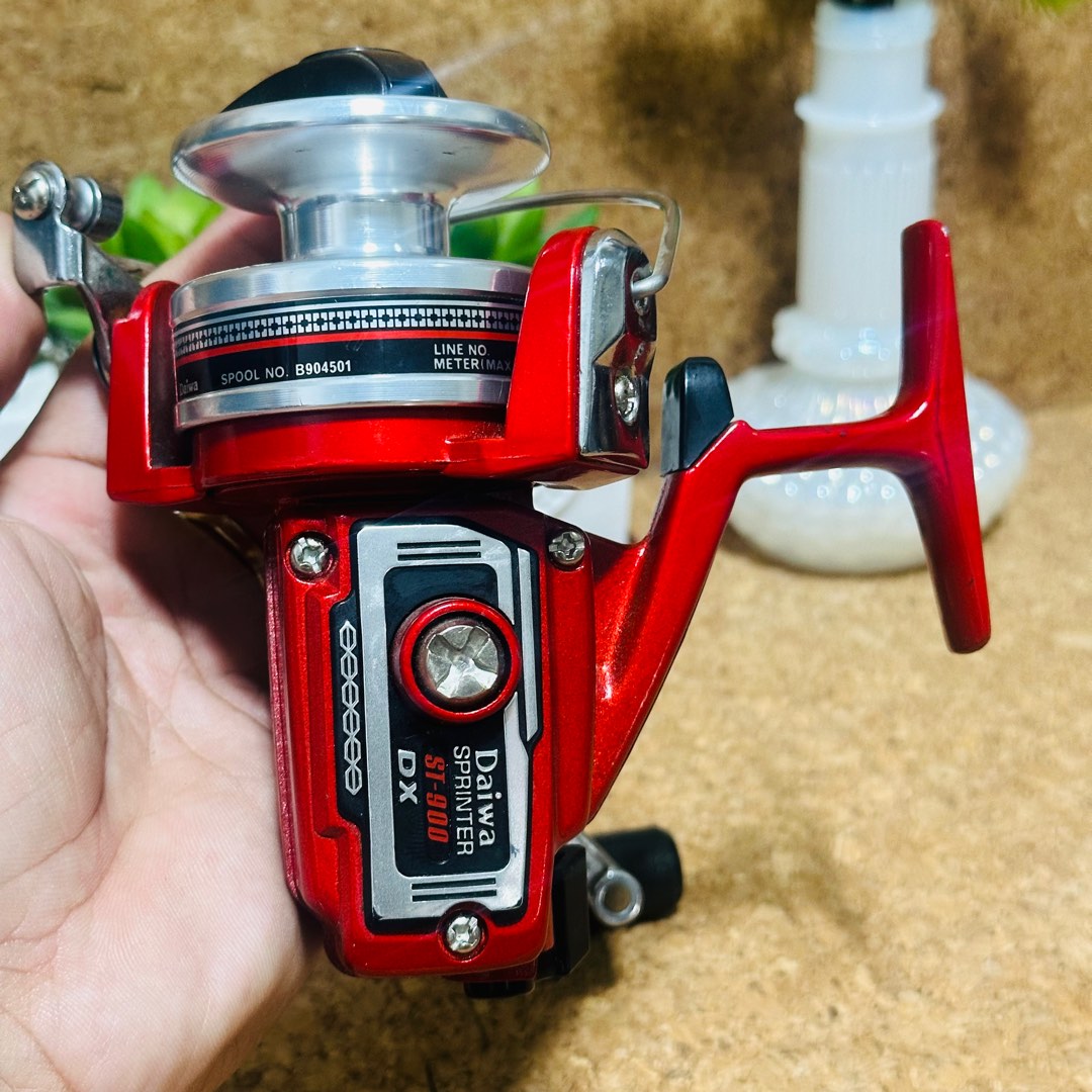 DAIWA RED SPRINTER ST900DX - Japan Surplus Fishing Reel, Sports ...