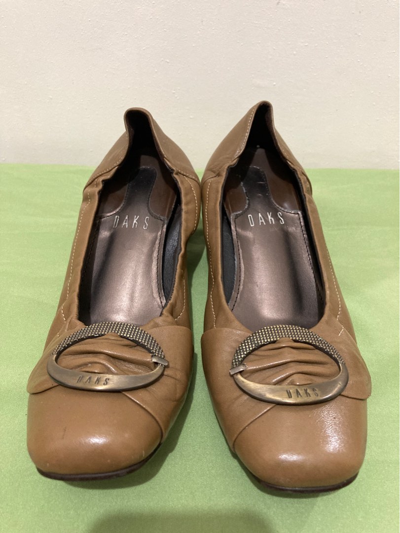 DAKS leather shoes, Women's Fashion, Footwear, Heels on Carousell