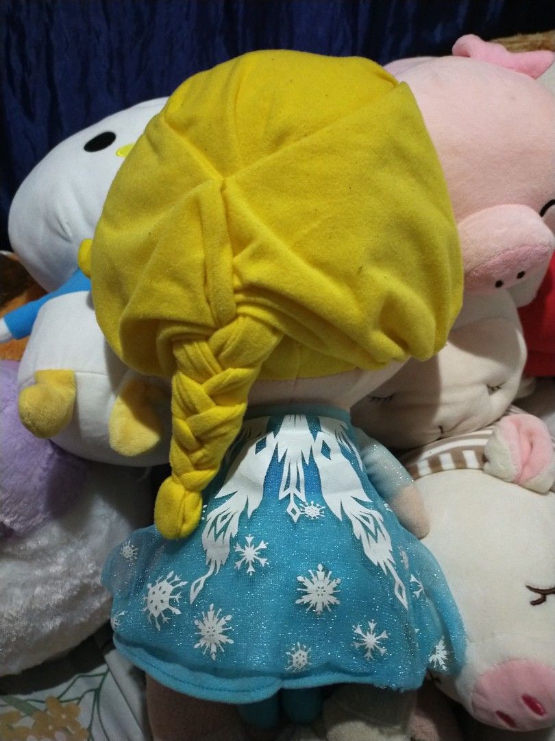 ELSA DISNEY PLUSHIES, Hobbies & Toys, Toys & Games on Carousell
