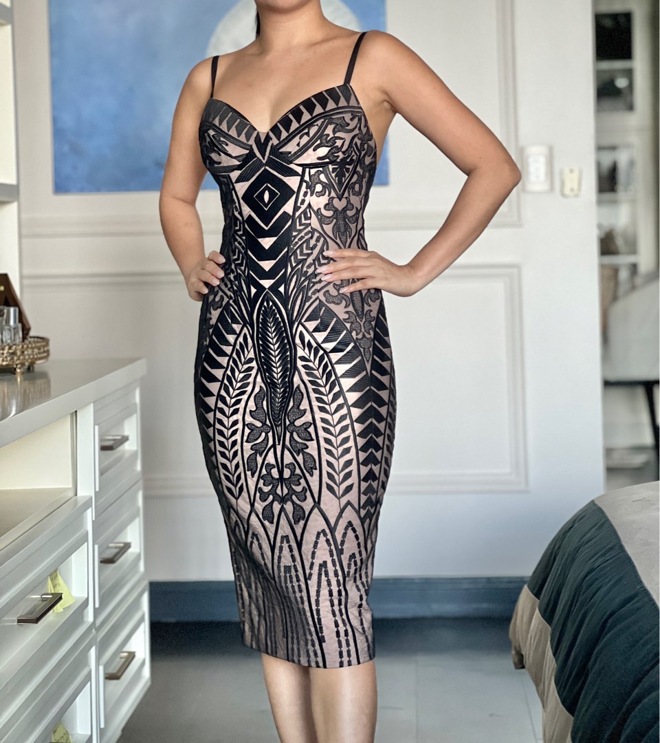 COUTURE EMBROIDERED HOURGLASS SWEETHEART BLACK DRESS FOR FUNCTION AND ...