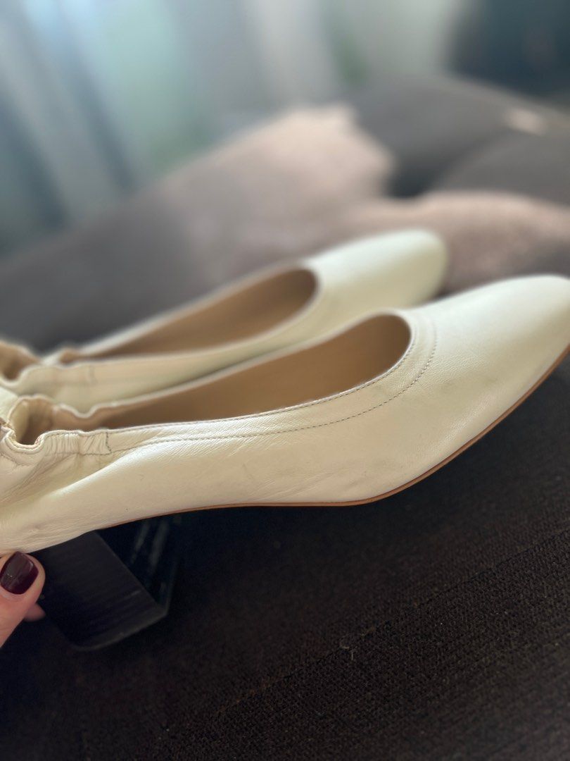 Everlane The Day Heel in Bone Stacked, Women's Fashion, Footwear, Heels ...