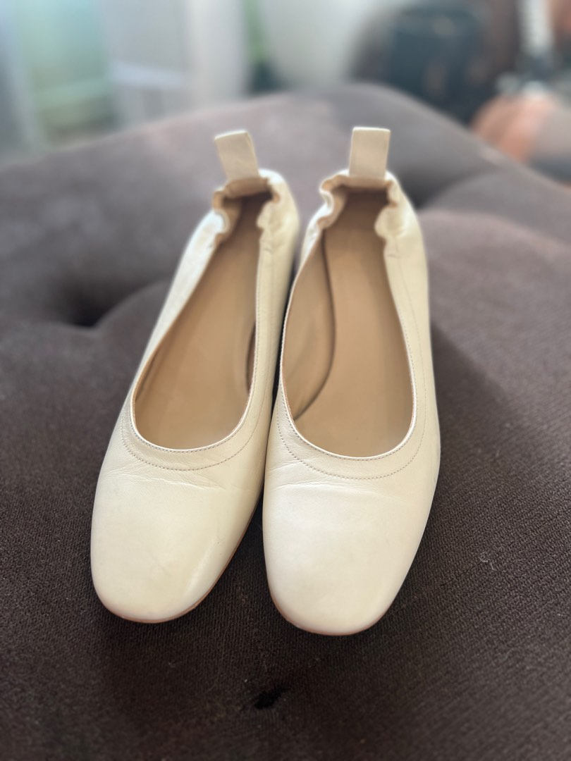 Everlane The Day Heel in Bone Stacked, Women's Fashion, Footwear, Heels ...