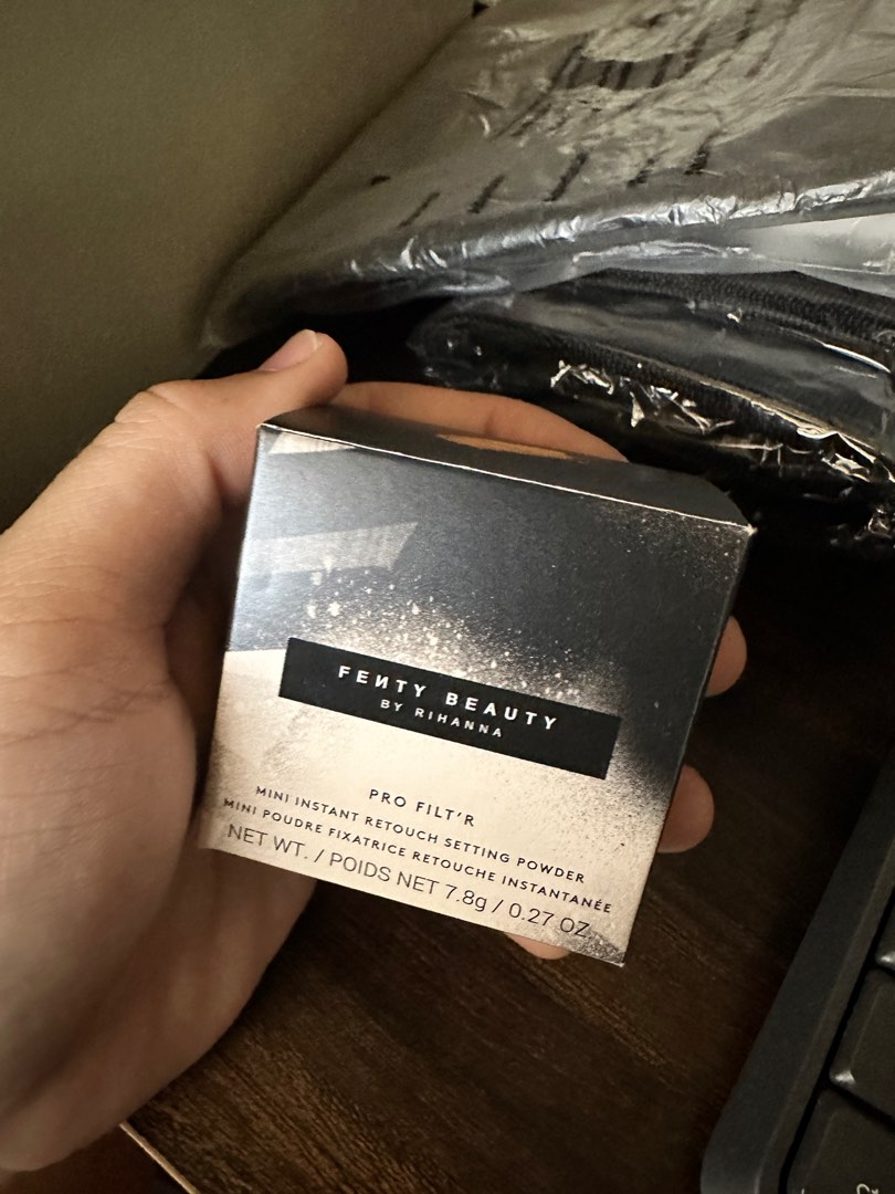 Fenty Beauty - Setting Powder mini, Beauty & Personal Care, Face ...