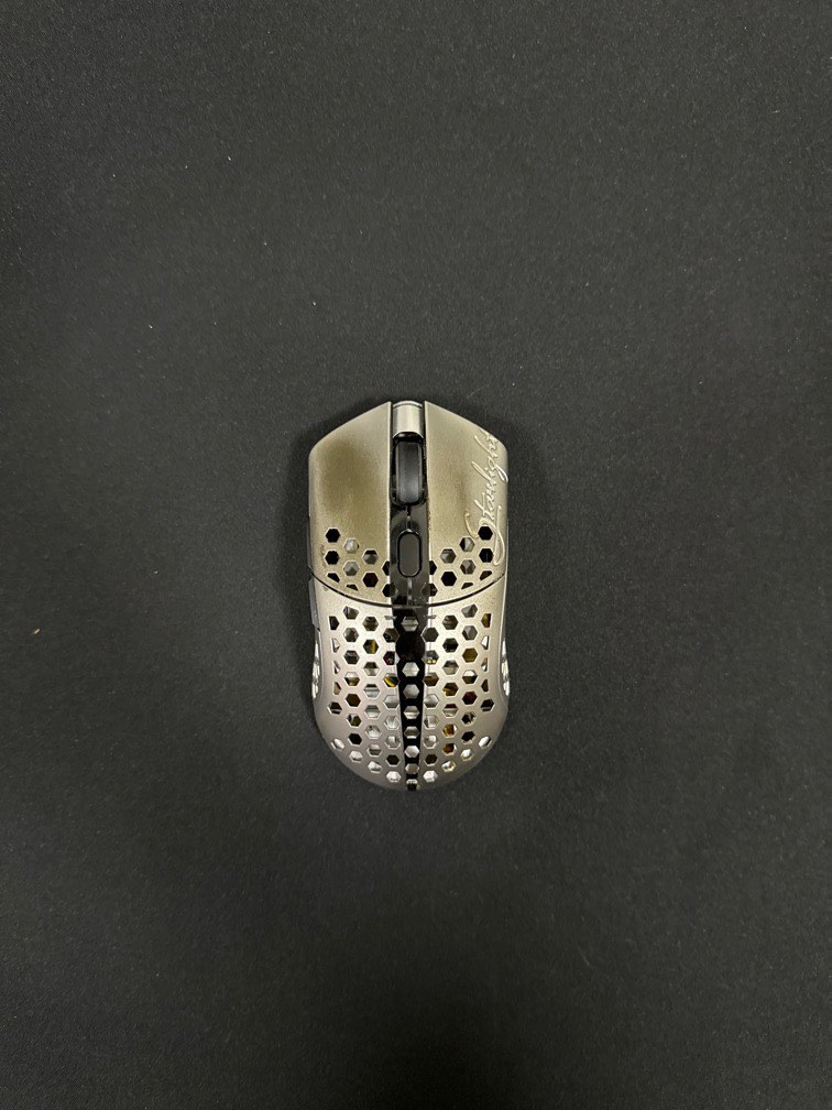 Finalmouse Tenz Starlight Pro Small, Computers & Tech, Parts ...