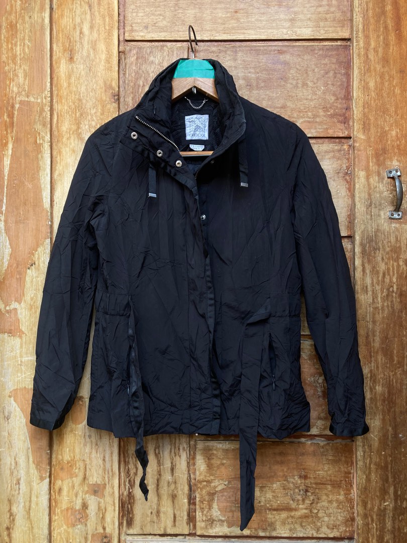 GEOX RESPIRA FOLDABLE HOOD, Women's Fashion, Coats, Jackets and ...