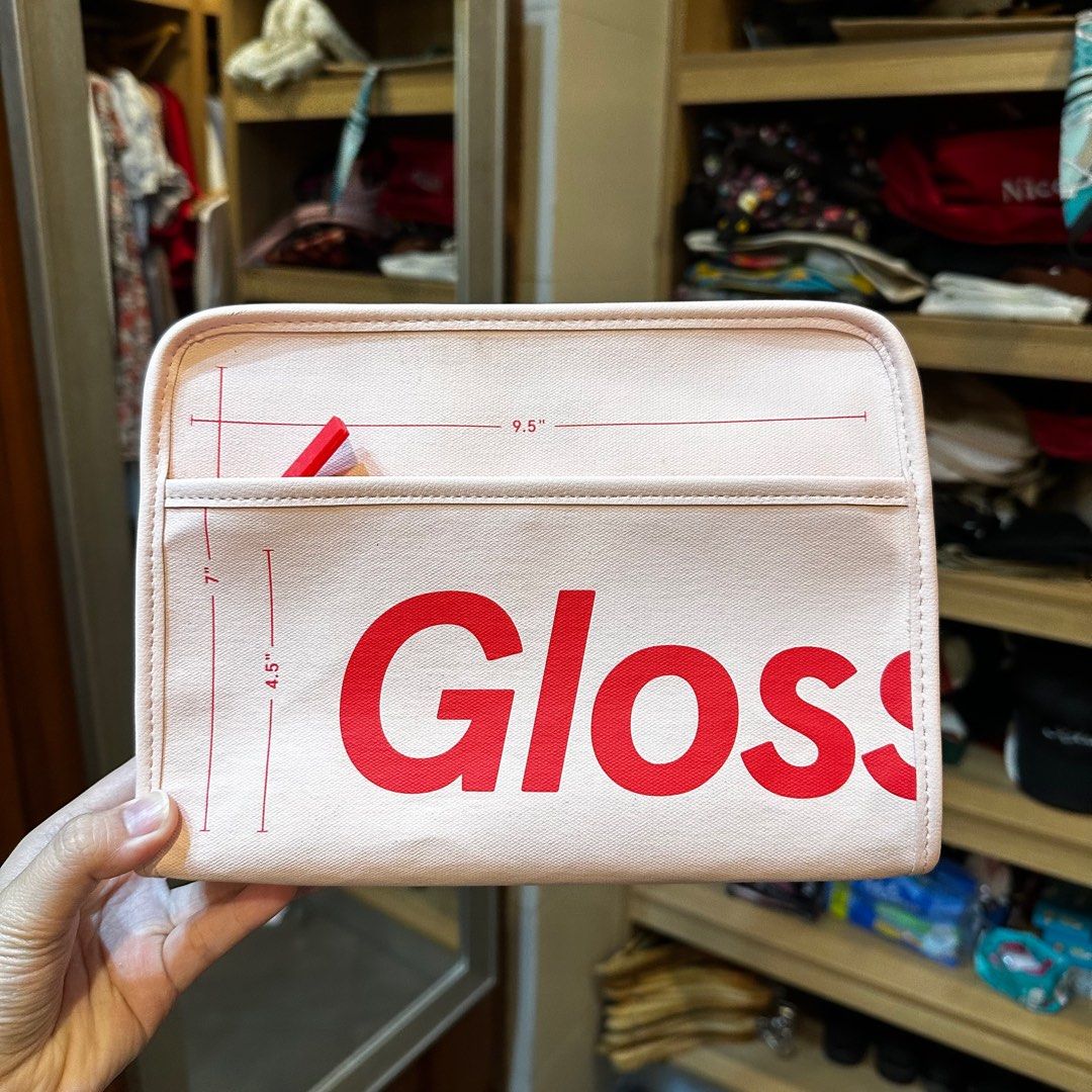 Glossier Beauty Bag, Women's Fashion, Bags & Wallets, Purses & Pouches ...
