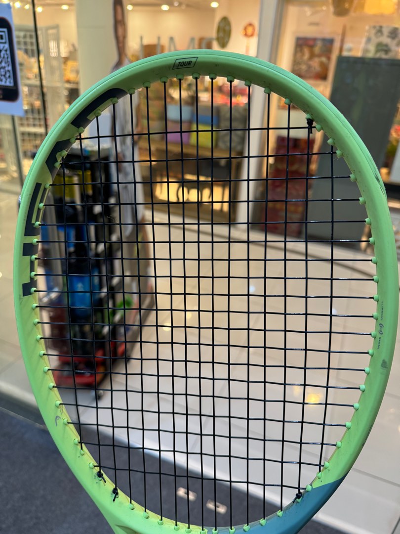 Head Extreme tour 2022, Sports Equipment, Sports & Games, Racket & Ball ...