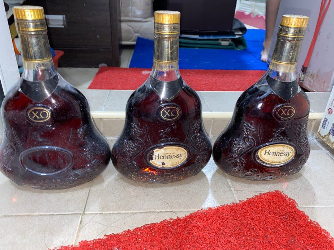 Hennessy XO 700ml, Food & Drinks, Beverages on Carousell