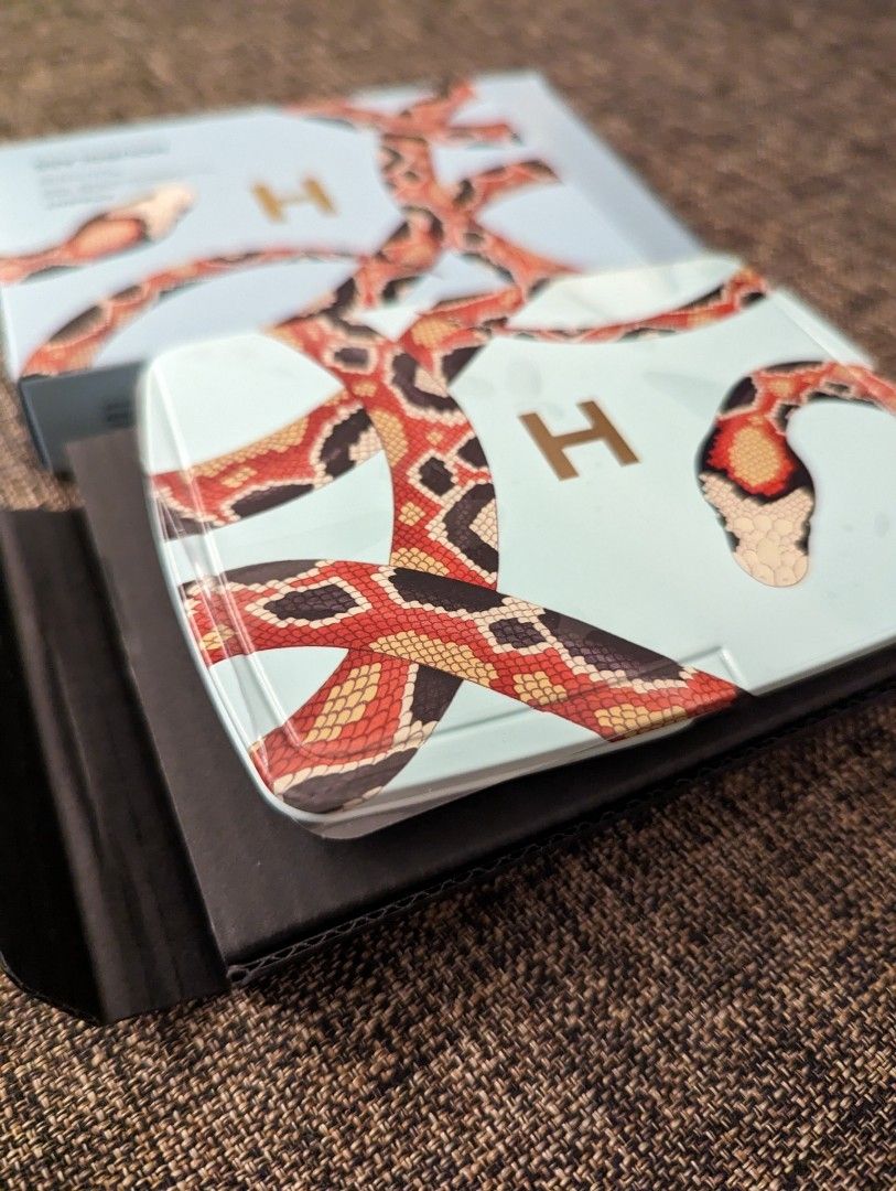 Hourglass ambient lighting SNAKE PALETTE, Beauty & Personal Care, Face ...