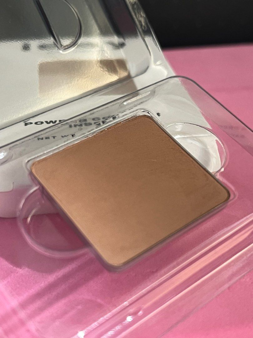 Issy & Co. Powder Contour Insert in Haze, Beauty & Personal Care, Face ...