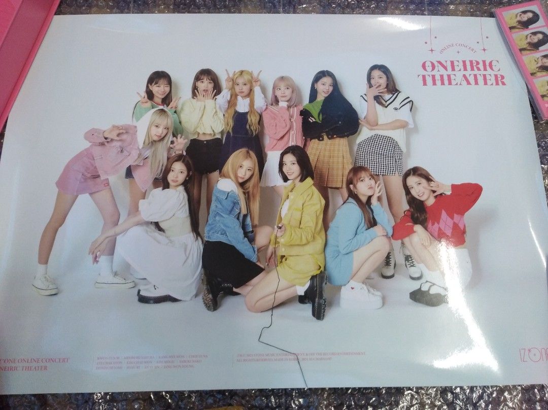 IZONE Album Oneiric Theater Blu Ray Version Full Set, Hobbies & Toys ...