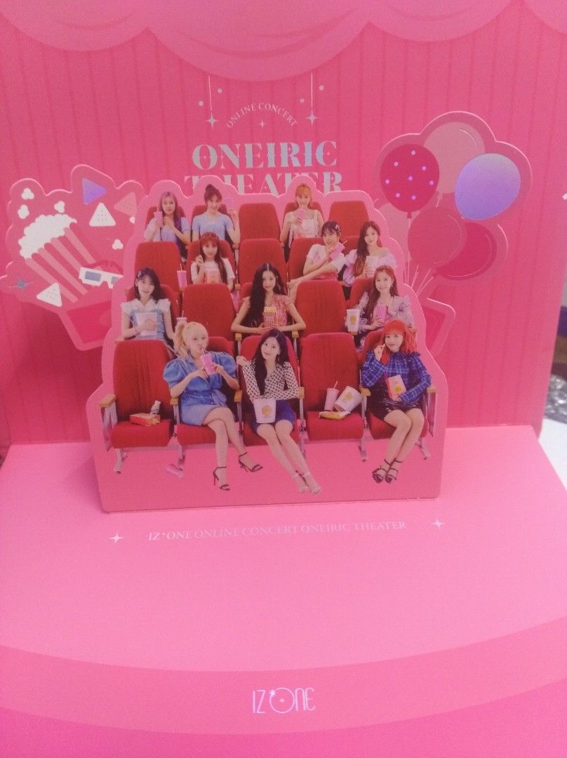 IZONE Album Oneiric Theater Blu Ray Version Full Set, Hobbies & Toys ...