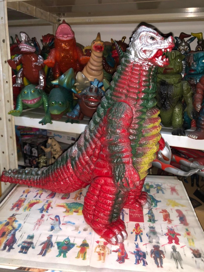 Kingsaurus Redking, Hobbies & Toys, Toys & Games on Carousell
